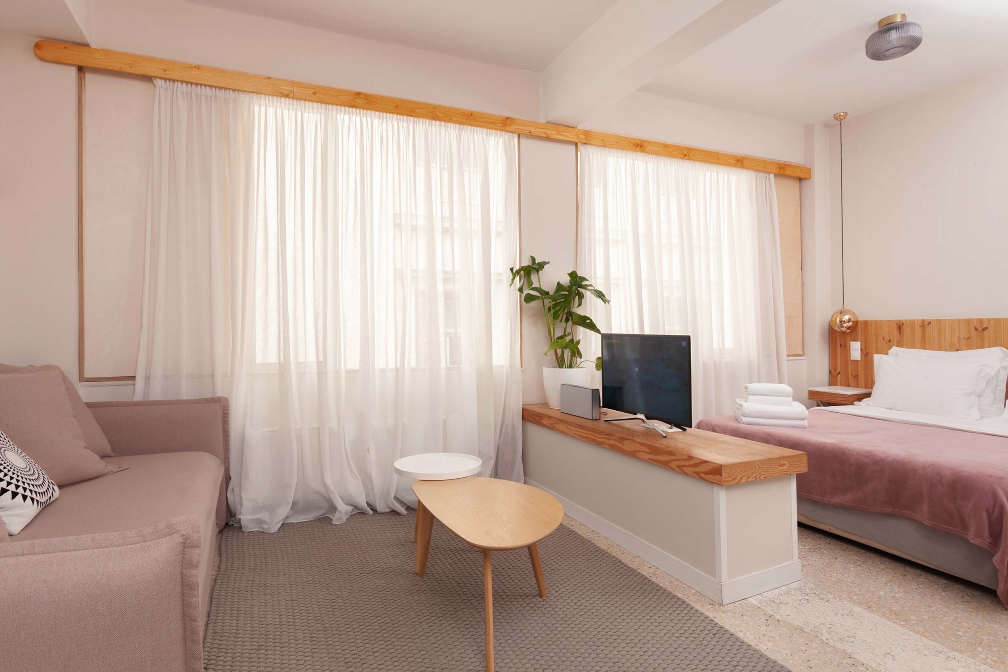 Studio Suite – The Marble Suites